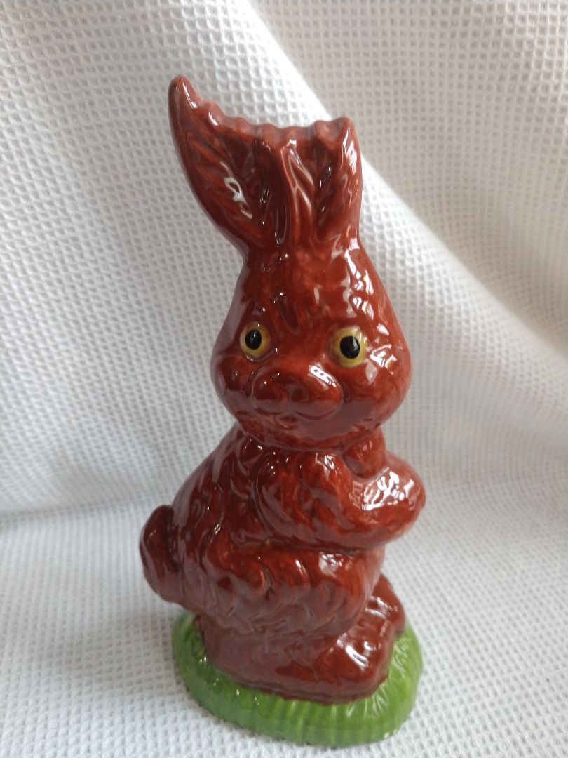 Choch Rabbit Bitten Ear – Jackson Square